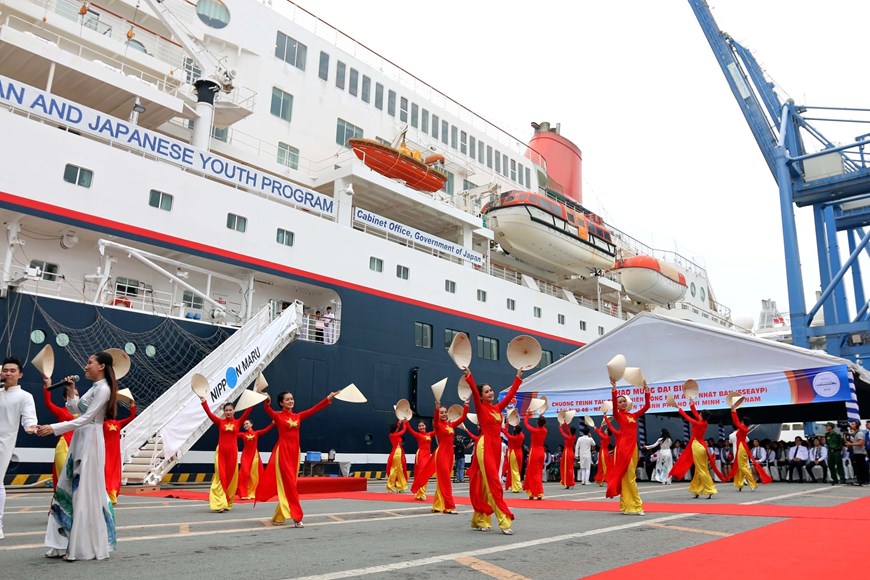 https://vietexplorer.com - Southeast Asia-Japan youth ship arrives in ...