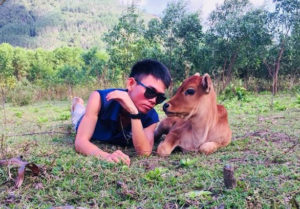 Vietexplorer.com - Vietnam’s cow-herding YouTuber collaborates with US ...