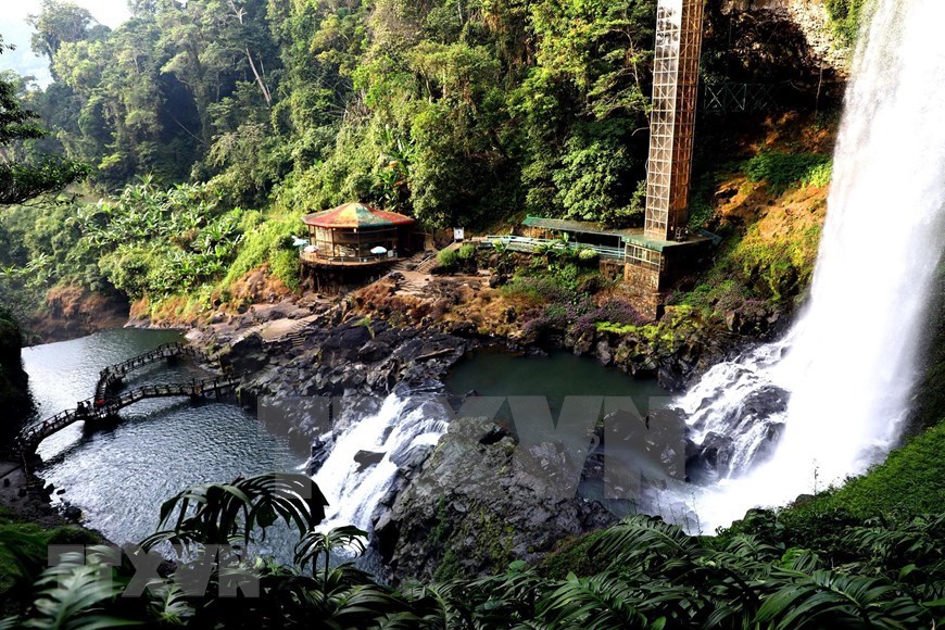 https://vietexplorer.com - Dambri Waterfall – Central Highlands ...
