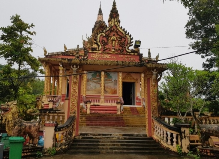 https://vietexplorer.com - Exploring the Som Rong Pagoda: A Hidden Gem ...