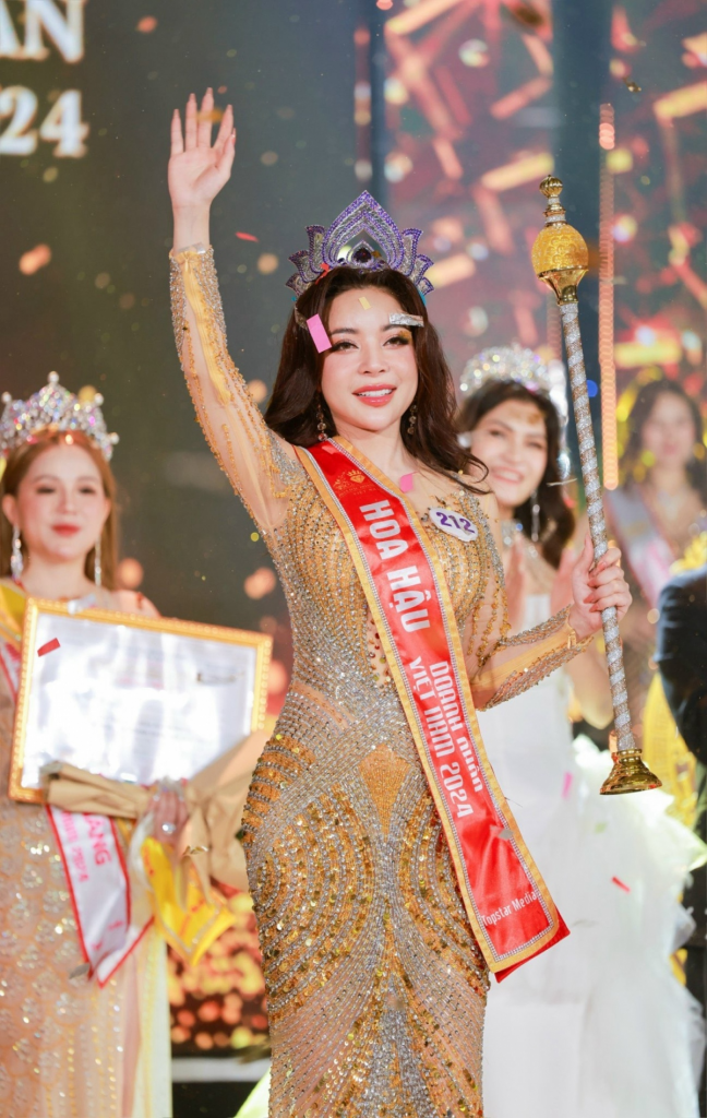 https://vietexplorer.com - Hoa wins 2024 Miss Vietnam Entrepreneur ...
